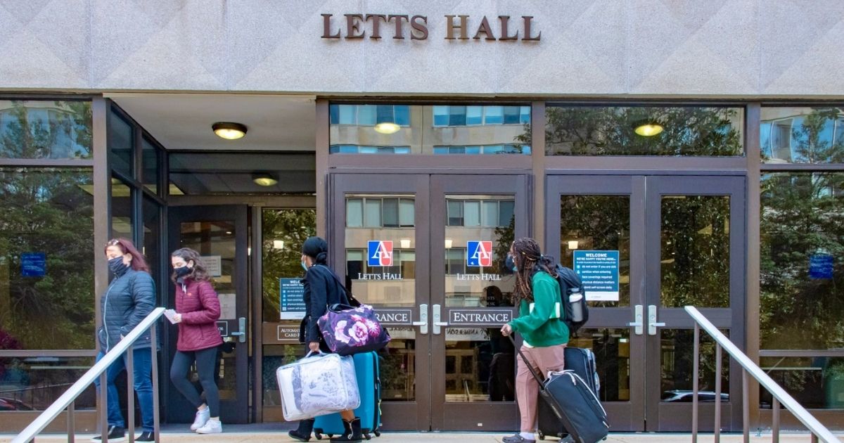 Campus Comes to Life as Students Arrive for Mid-Semester Experience ...